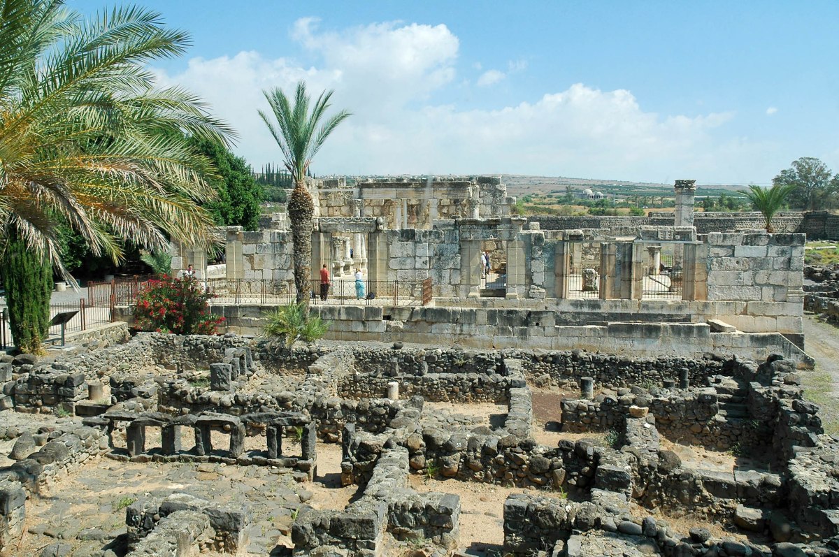 A Rocky Walk to Capernaum – Tours to the Holy Land